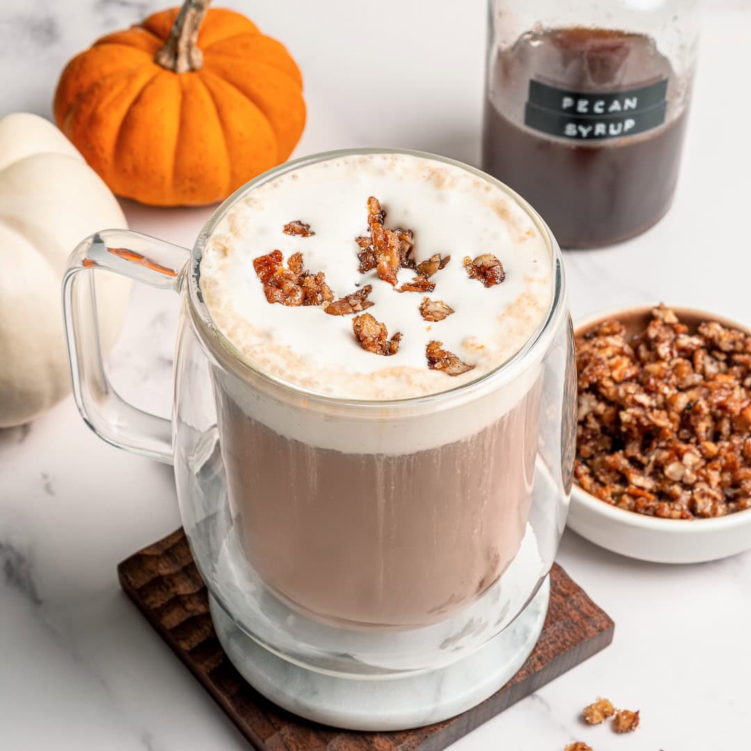 Pecan Crunch Oat Latte (Starbucks dupe) - Easy Vegan Meal Plan